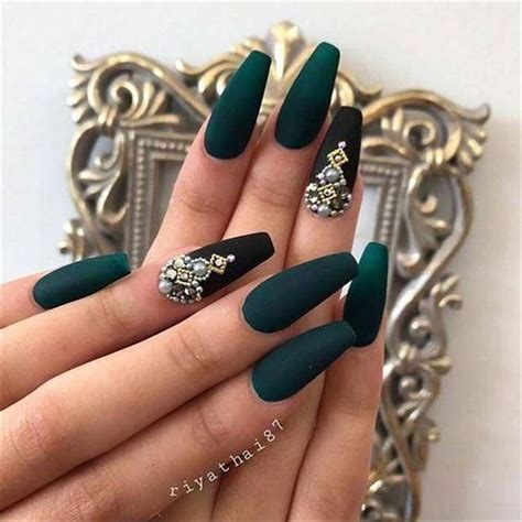 26 Stunning Emerald Green Nails For The Cold Season Matte Nails