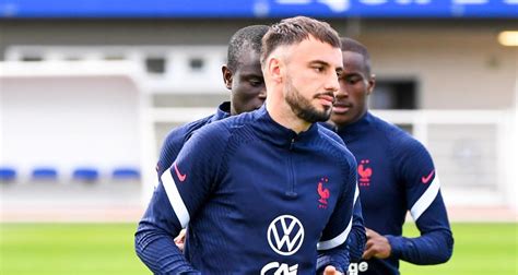 Équipe De France Deschamps Explique Le Retour De Clauss Avec Une Blague