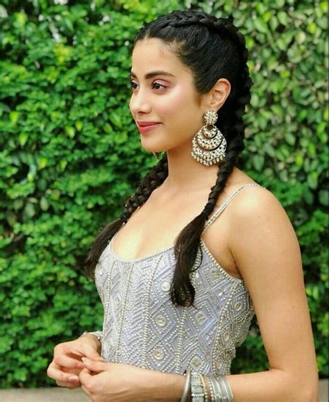 Sridevi S Daughter Janhvi Kapoor 2018 Cute Photos Artofit