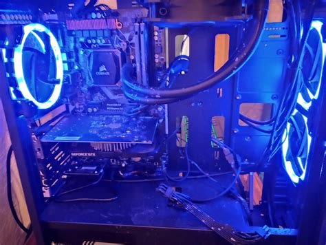 my sister s computer hangs on the boot screen and she can t even access