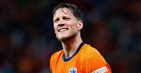 Ajax Bereikt Langverwacht Akkoord Met Wout Weghorst Vandaag Inside