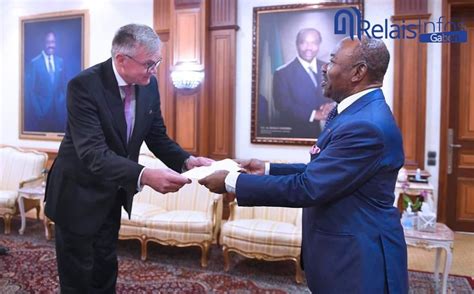 Gabon Ali Bongo Ondimba reçoit les Lettres de creance de sept
