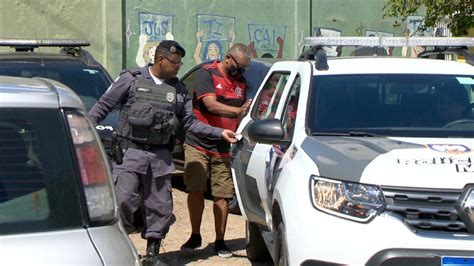 Policial militar é preso na Serra após agredir a mulher de anos A Gazeta