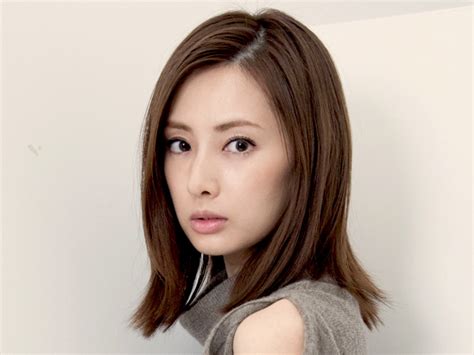ホントに38歳！？綺麗すぎる！時計や化粧品のcmでも活躍する北川景子の衰えない美しさの秘訣に迫る！ スマホエンタメニュース
