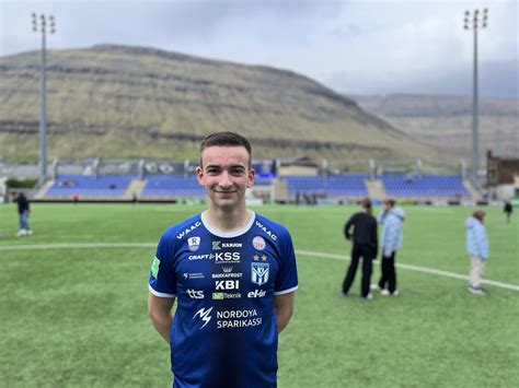 Dávid B Andreasen Fegnast Um 4 0 Sigurin í Fyrru Hálvfinaluni Fm1