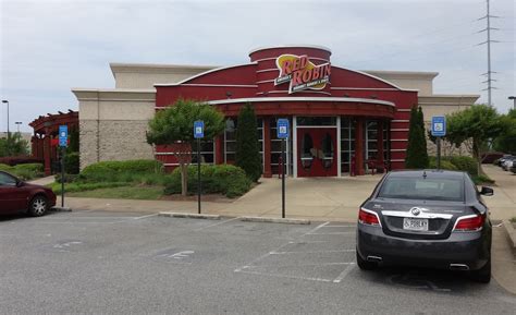35 Popular Stores That Are Closing Locations Across The Country In 2021