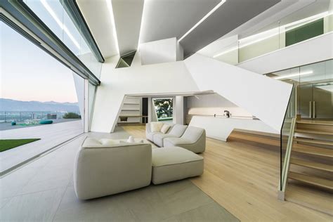 Arshia Architects Completes Angular White Residence In Hollywood Hills