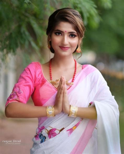 Angle Rai Pictures In Saree Tik Tok Star Pics Oyephoto