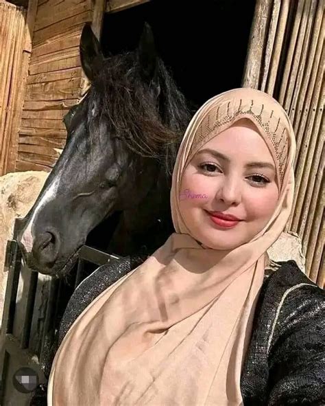 مديرة اعمال كويتية