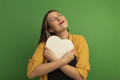 3 Simple Ways To Practice Gratitude And Enhance Your Well Being