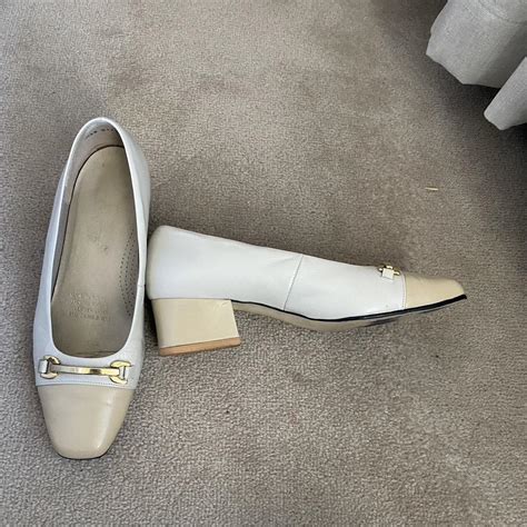 Vintage Creamy Beige Ballet Pumps With Gold Bar Depop