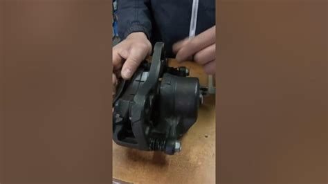 Змазка для направляючих Як правильно встановлювати гальмівні колодки