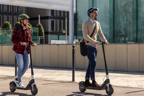 Eicma 2021 ファンティックは、100イタリアンメイドの電動スクーターを発表 Lawrence E Ride X