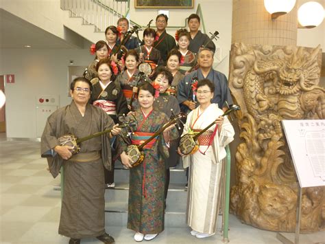 徳之島町文化祭、大島紬で出演 徳之島の歴史文化自然遊歩記