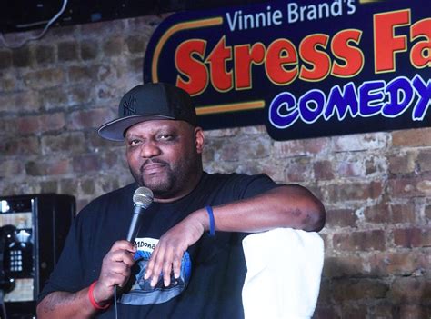 Lizzo Claps Back At Body Shamer Aries Spears At Vmas 2022