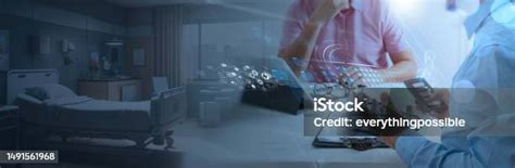 의사 간호 조무사 실험실 연구 및 개발 분야의 전문 팀과 함께 병원에서 일하는 의료 및 의사 국민의 건강을 해결하는 의료기술 서비스 가상현실에 대한 스톡 사진 및 기타