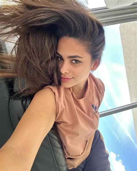 Quién es Valeria Gutiérrez la supuesta nueva novia de Axel las 10