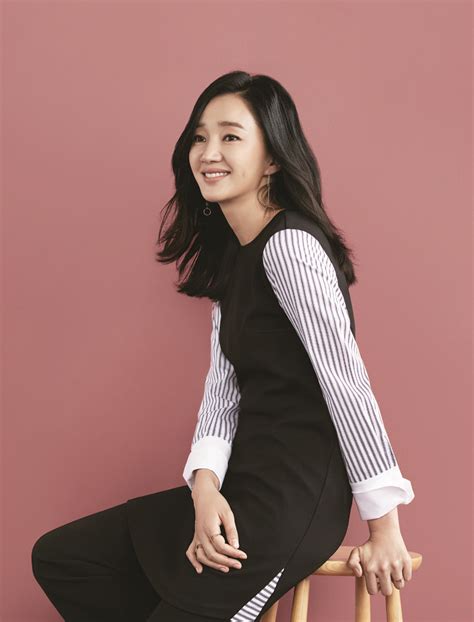 수애 올 가을 우아한 레이디 라이크 룩 제안 패션서울