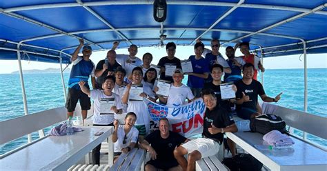 PADI Instructor Pattaya Guide No Limit Dive