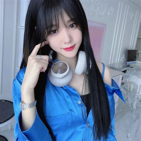 Drx X Lilka Hood Zip Up Drx Style