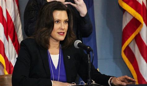Gretchen Whitmer Michigan Governor To Extend Stay At Home Order