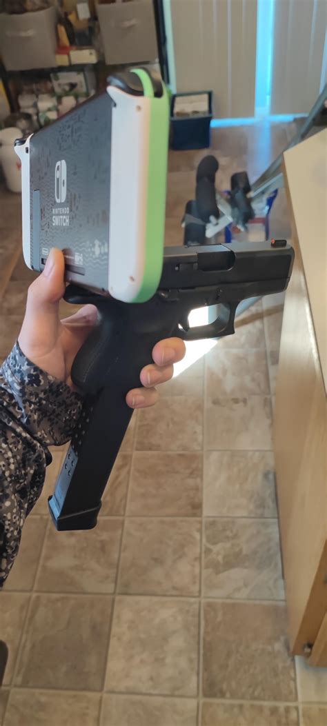 Y All Better Watch It Just Got A Switch On My Glock R Chiraqology