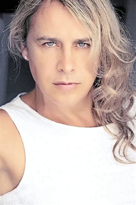 Karla Sofía Gascón Biografía Y Filmografía