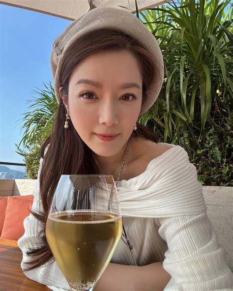 41歲苟芸慧終認離婚 與富三代陸漢洋傳婚變多時 結束7年婚姻 星島日報