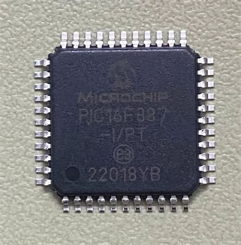 Micrichip Smd Ic Pic16lf77 1l At ₹ 31piece In New Delhi Id