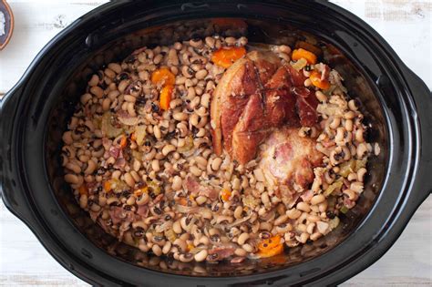 Crock Pot Southern Black Eyed Peas With Ham Hock Recipe