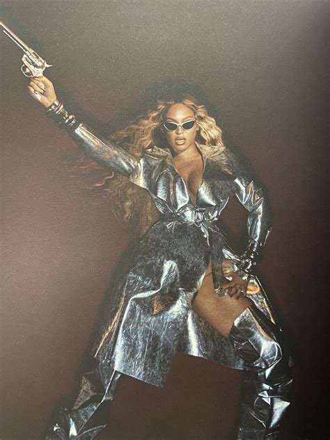 RENAISSANCE Updates On Twitter In 2022 Queen Bee Beyonce Beyonce