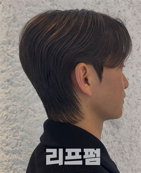 울산미용실 아이롱펌 가일컷 유아크헤어 세리 수석디자이너 원래도 얼굴이 작은 고객님 소멸하기 직전의 소두 옆에서 같이 사진을 못찍겠네요 🤓 동네 이발소에서 컷트하시고