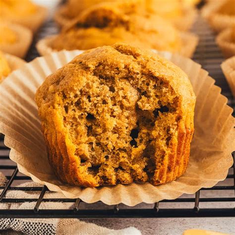 Easy Banana Pumpkin Muffins With No Added Sugar Oh Snap Macros