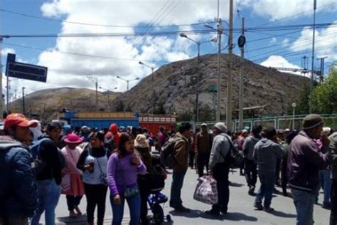 Paro Agrario Pese Al Acuerdo Sigue Bloqueo En Carretera Central Rcr Peru