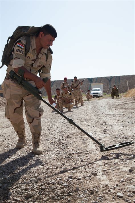 Dvids Images Iraqi Soldiers Conduct Counter Ied Training Image 3 Of 6