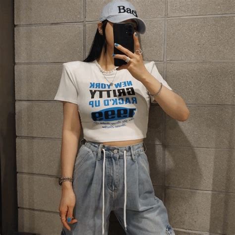 컬러영문 패드크롭티 에이블리