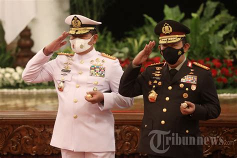 Presiden Lantik Laksamana Tni Muhammad Ali Sebagai Ksal Foto 9