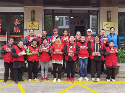 应急救护、急救小药包！婺城红十字牵手幸福家人为残疾人朋友送关爱