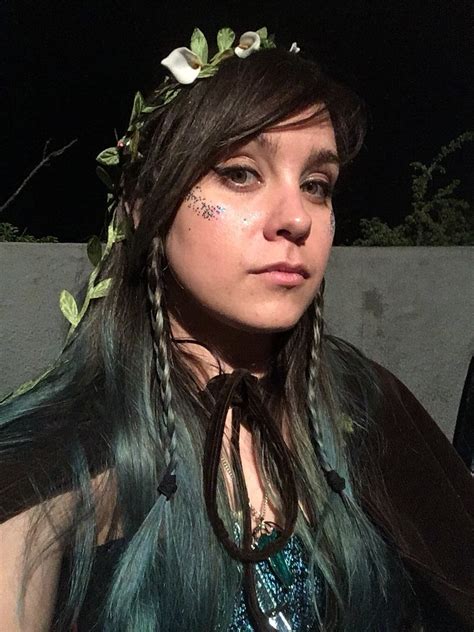 Ellen Rose Outside Xtra Rgeekboners