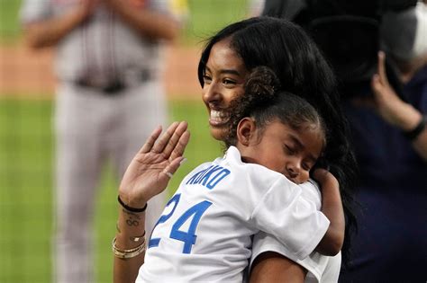 Kobe Bryants Daughter Natalia Tosses First Pitch On ‘lakers Night At