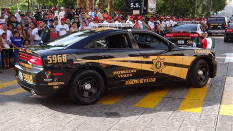 File Dodge Charger 2014 SSP Yucatán Wikimedia Commons
