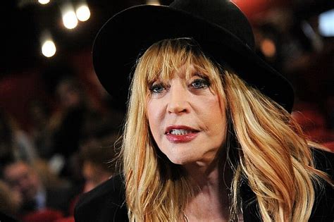 Кремъл подозира Алла Пугачова във финансиране на украинската армия