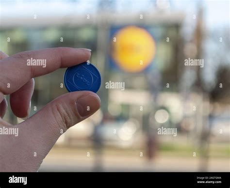 Lidl Shopping Cart Hi Res Stock Photography And Images Alamy