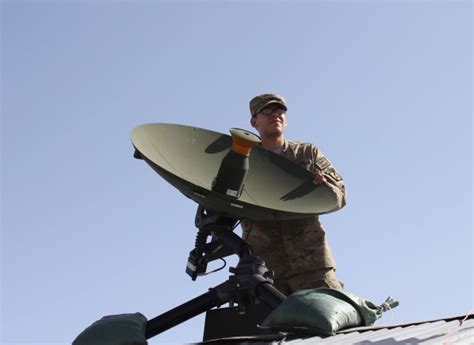 Army Pilots Global Broadcast System As Alternate Means To Deliver Mass