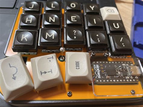 Mounted A Trackpoint To My Zmk Keyboard R Ergomechkeyboards