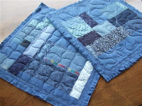 Crafty Sewing Quilting Table Topper Quilt Blog Hop And A Quilting Giveaway