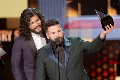 Dan Shays Speechless Wins 2019 Ama For Favorite Song Country