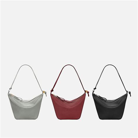 로에베 클래식 카프스킨 미니 해먹 호보 백 2309927326 Giks 직스