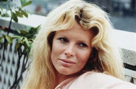 Kim Basinger Was Manipulated By 9 12 Weeks Co Star And Director