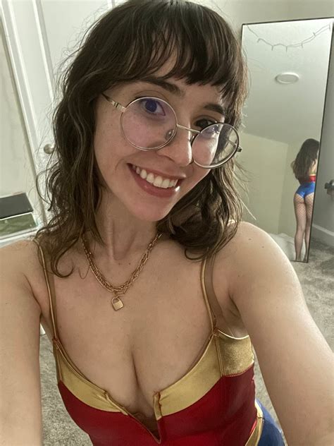 Cate On Twitter Rt Lushcatlyn Who Needs Help